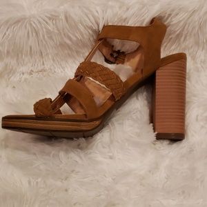 XOXO | Shoes | Nwt Xoxo Tan Suede Sandals | Poshmark